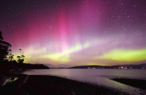 AG reader photo: Aurora australis - Australian Geographic