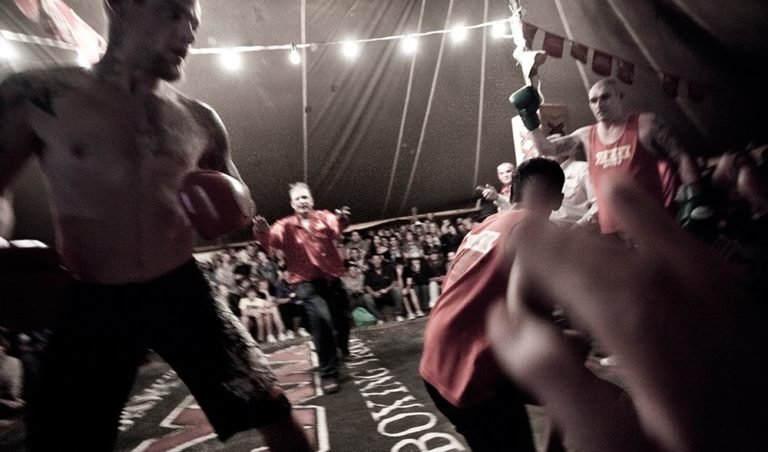 Fred Brophy's outback boxing tent - Australian Geographic