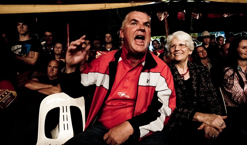 Fred Brophy's outback boxing tent - Australian Geographic