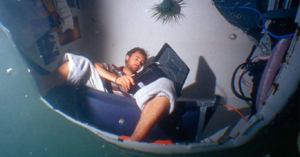 Underwater man lives his dream - Australian Geographic