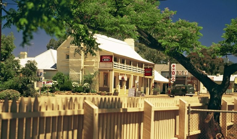 Gallery: Top 10 Australian outback towns - Australian Geographic