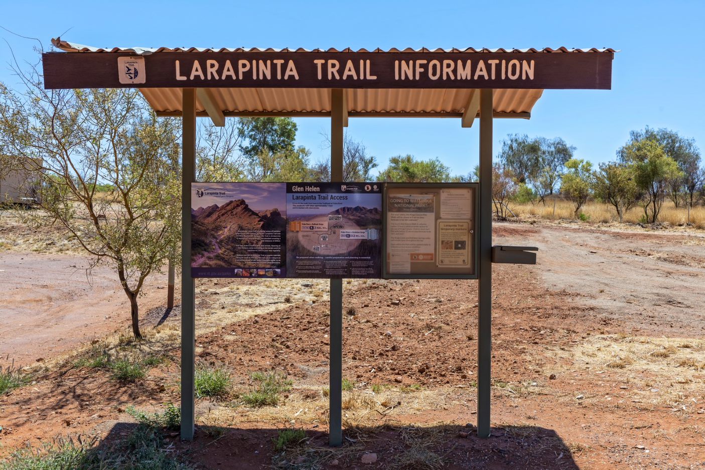 Explore Glen Helen in all its golden glory - Australian Geographic