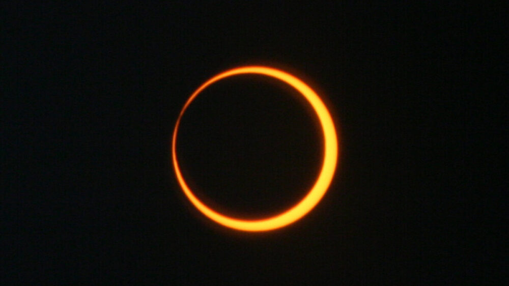 What is a solar eclipse? - Australian Geographic