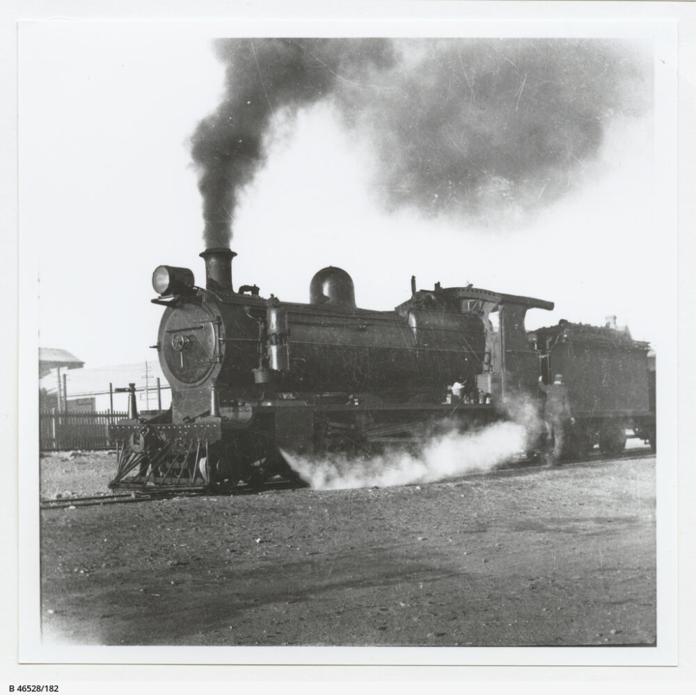 A complete guide to Silverton, NSW - Australian Geographic