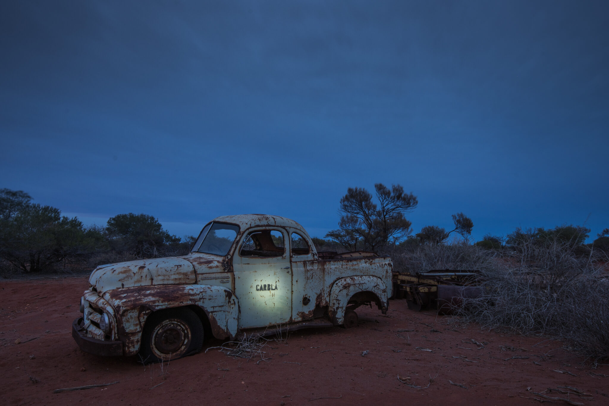 Meet the desert vet who befriended Red Dog, WA’s most famous canine ...