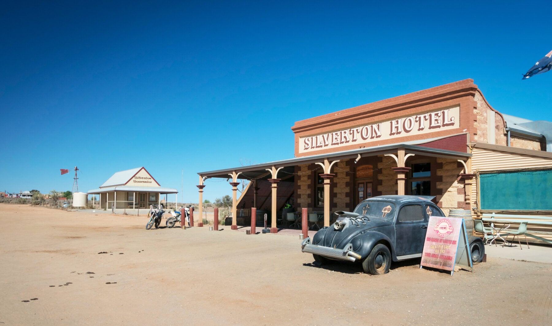 A complete guide to Silverton, NSW - Australian Geographic