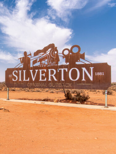 A complete guide to Silverton, NSW - Australian Geographic