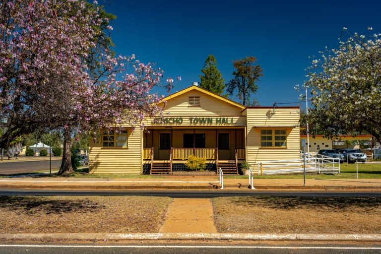 A complete guide to Jericho, QLD - Australian Geographic