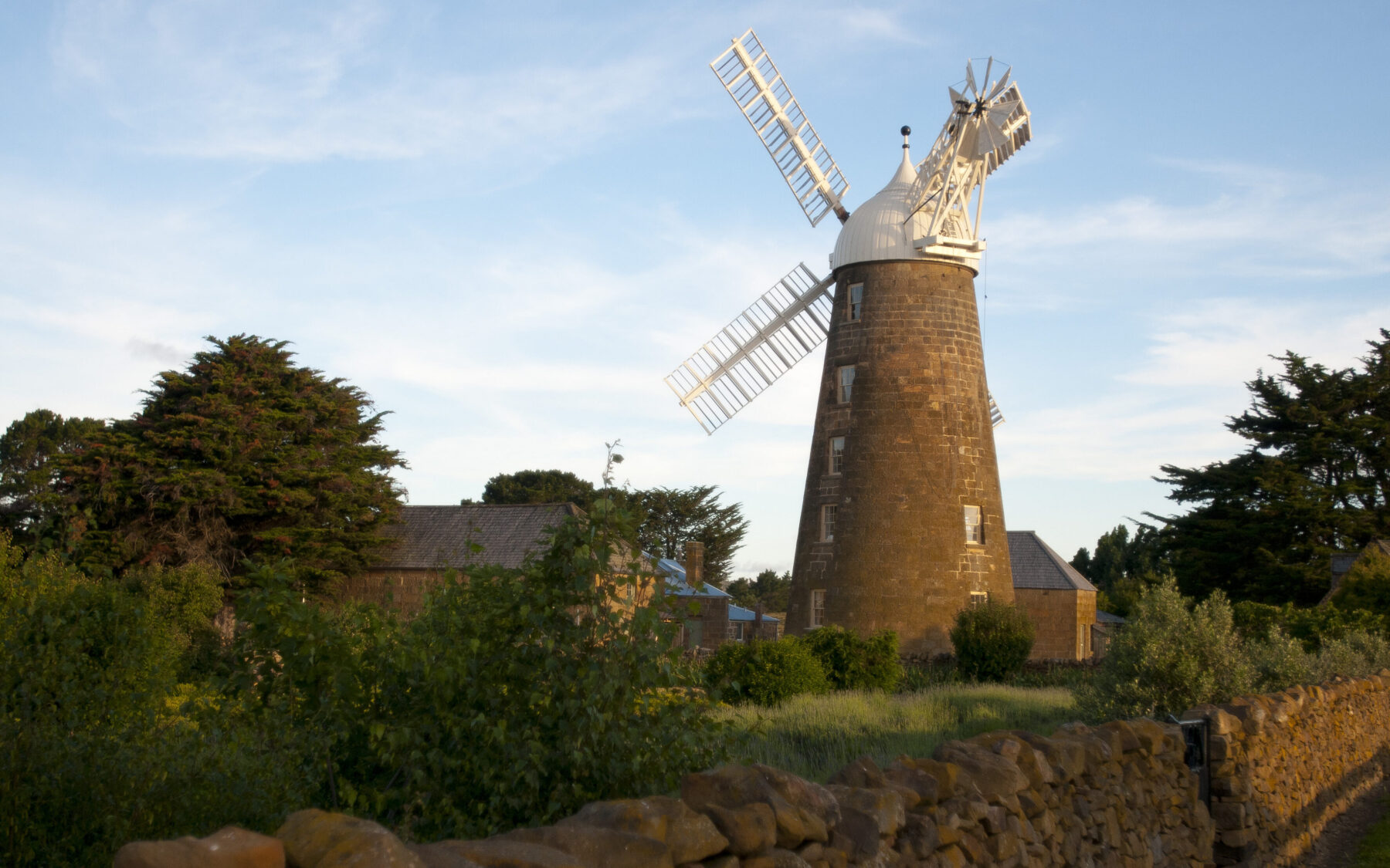 A complete guide to Oatlands, TAS - Australian Geographic