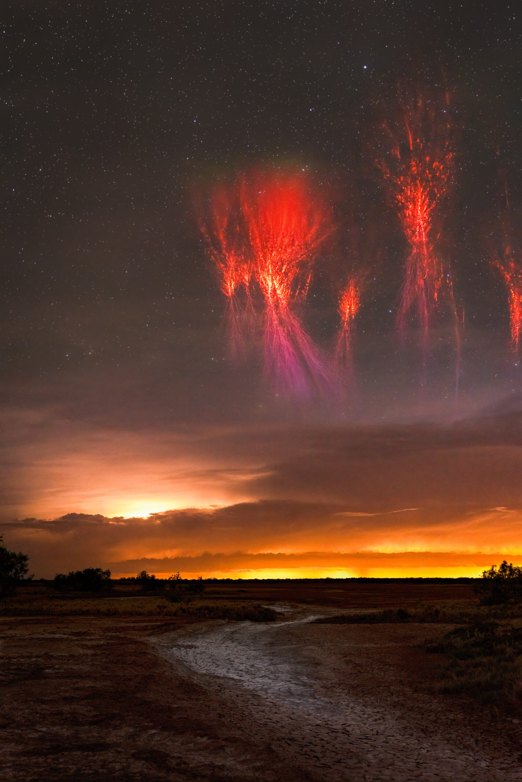 Red sprites: photographing a rare phenomenon - Australian Geographic